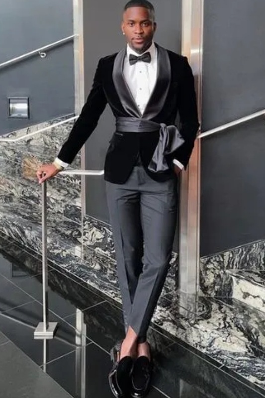 Bernard Chic Black Shawl Lapel Slim Fit Bespoke Men Suits