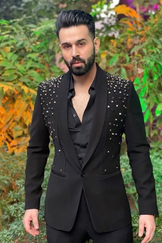 Quincy Simple Black Shawl Lapel Beadings Men Suits For Prom